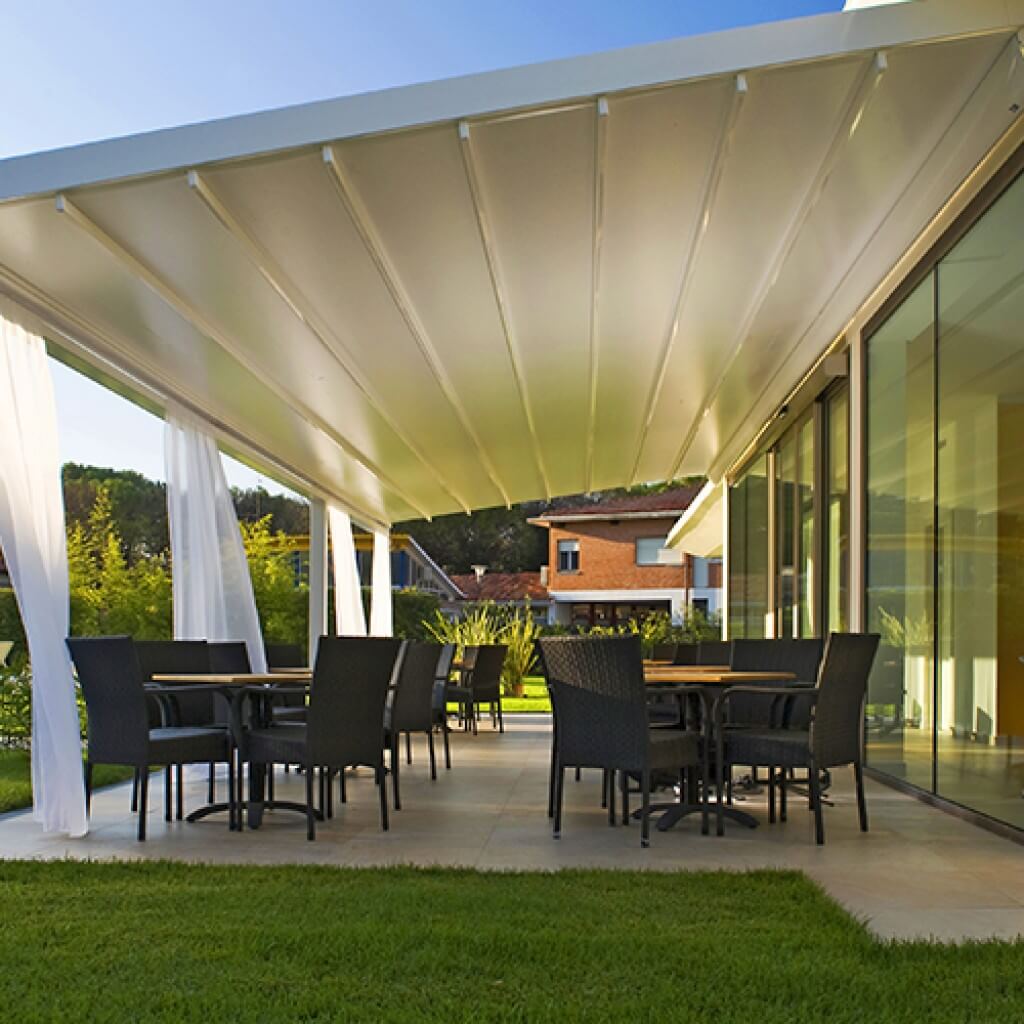 pergola-overkapping-solero-baldacchino | Solero tuin- en horecaparasols