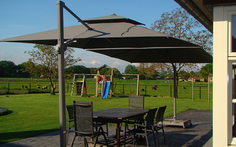 Solero® Fratello kantelbare zweefparasol | 3x3 meter